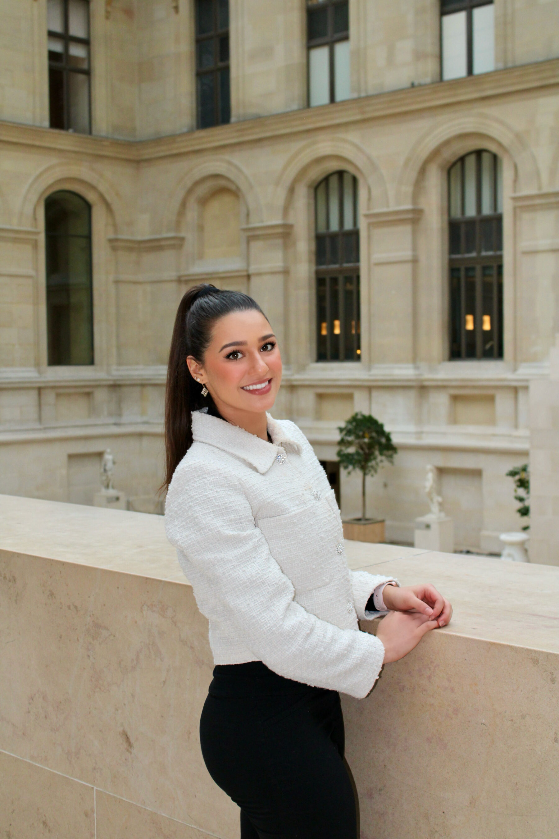 In Louvre with Paris - Fund for Education Abroad